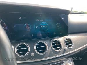 Melns Mercedes-Benz E-Class 2021 Tallina, ar dzinēja tilpumu 2.00 L un nobraukumu 143 tūkst. km par 37000 €, foto 23 vietnē AUTOMOTO.COM.LV