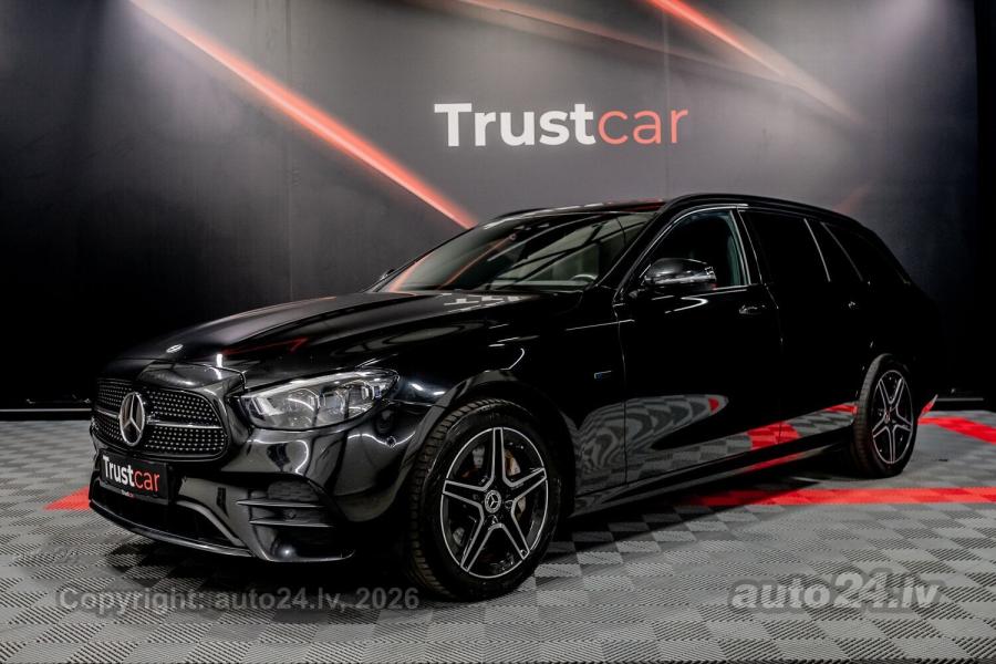 Black Mercedes-Benz E-Class 2021 in Parnu, with an engine capacity of 2.00 L and mileage of 200 thousand km for 24500 €, photo 1 on AUTOMOTO.COM.LV