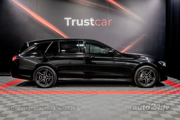 Melns Mercedes-Benz E-Class 2021 Pērnava, ar dzinēja tilpumu 2.00 L un nobraukumu 200 tūkst. km par 24500 €, foto 8 vietnē AUTOMOTO.COM.LV