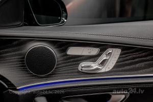 Black Mercedes-Benz E-Class 2021 in Parnu, with an engine capacity of 2.00 L and mileage of 200 thousand km for 24500 €, photo 21 on AUTOMOTO.COM.LV