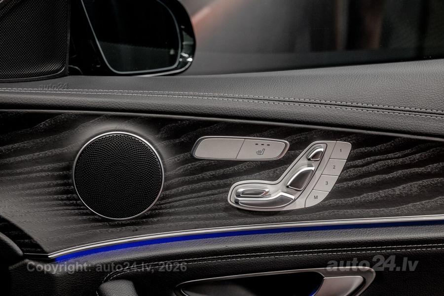 Black Mercedes-Benz E-Class 2021 in Parnu, with an engine capacity of 2.00 L and mileage of 200 thousand km for 24500 €, photo 21 on AUTOMOTO.COM.LV