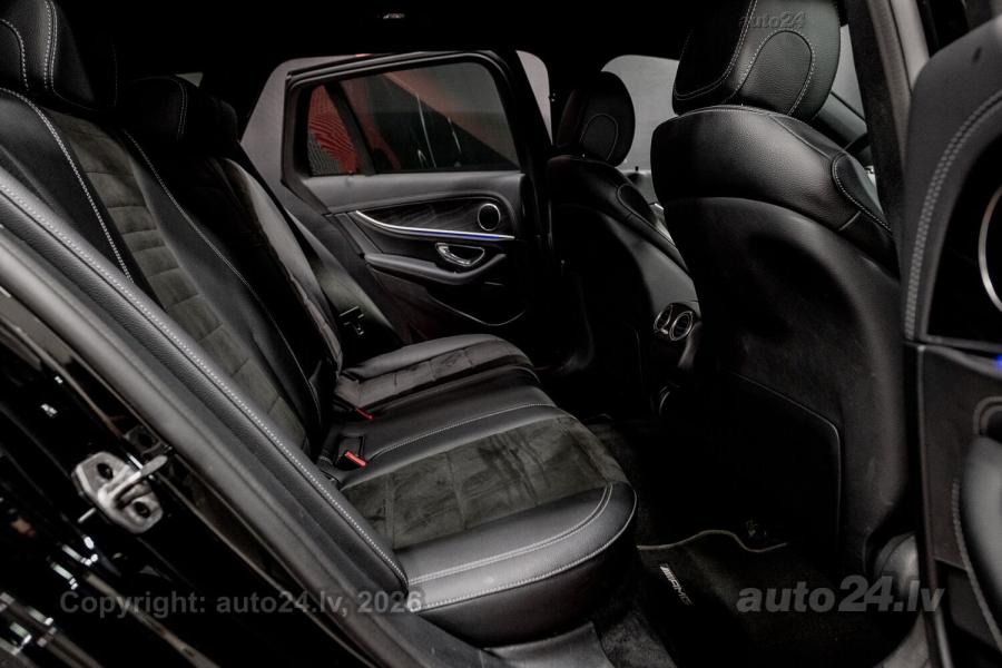 Melns Mercedes-Benz E-Class 2021 Pērnava, ar dzinēja tilpumu 2.00 L un nobraukumu 233 tūkst. km par 21900 €, foto 16 vietnē AUTOMOTO.COM.LV