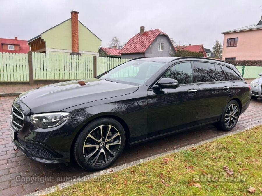 Melns Mercedes-Benz E-Class 2022 Tallina, ar dzinēja tilpumu 1.99 L un nobraukumu 177 tūkst. km par 27900 €, foto 17 vietnē AUTOMOTO.COM.LV