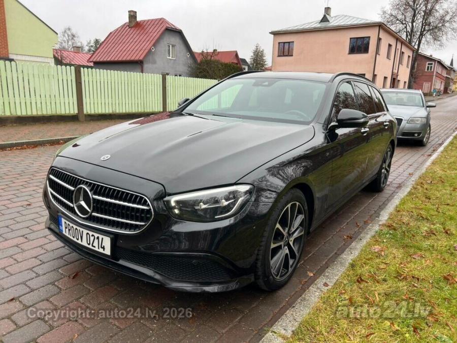 Melns Mercedes-Benz E-Class 2022 Tallina, ar dzinēja tilpumu 1.99 L un nobraukumu 177 tūkst. km par 27900 €, foto 18 vietnē AUTOMOTO.COM.LV