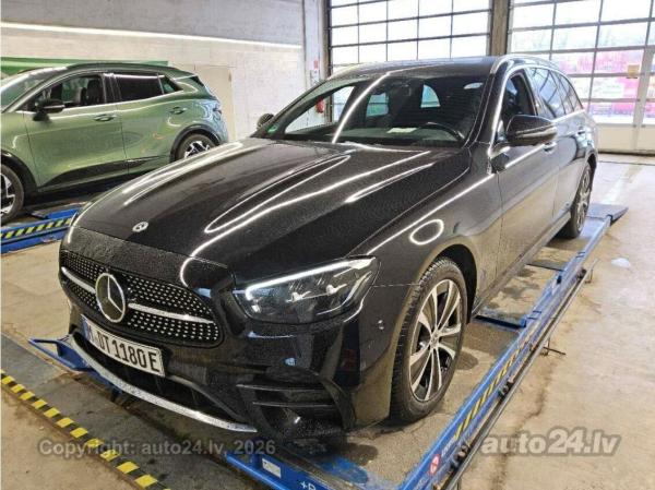 Black Mercedes-Benz E-Class 2022 in Tallinn, with an engine capacity of 2.00 L and mileage of 100 thousand km for 34790 €, photo 1 on AUTOMOTO.COM.LV