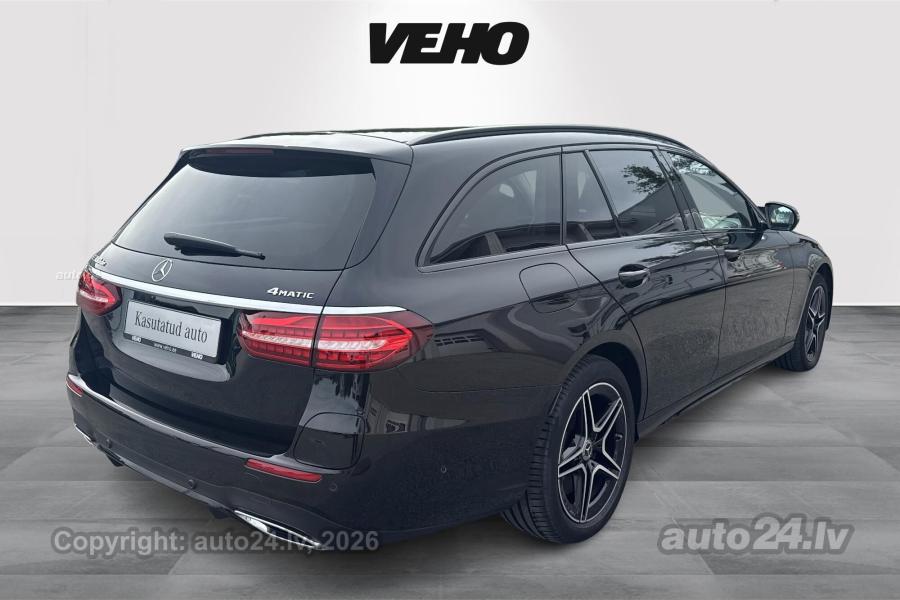 Melns Mercedes-Benz E-Class 2022 Pērnava, ar dzinēja tilpumu 2.00 L un nobraukumu 99 tūkst. km par 35500 €, foto 4 vietnē AUTOMOTO.COM.LV