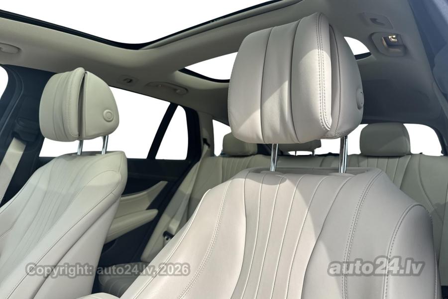 Melns Mercedes-Benz E-Class 2022 Pērnava, ar dzinēja tilpumu 2.00 L un nobraukumu 99 tūkst. km par 35500 €, foto 13 vietnē AUTOMOTO.COM.LV