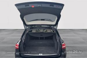 Melns Mercedes-Benz E-Class 2022 Pērnava, ar dzinēja tilpumu 2.00 L un nobraukumu 99 tūkst. km par 35500 €, foto 17 vietnē AUTOMOTO.COM.LV