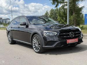 Melns Mercedes-Benz E-Class 2022 Panevēža, ar dzinēja tilpumu 1.99 L un nobraukumu 223 tūkst. km par 24990 €, foto 8 vietnē AUTOMOTO.COM.LV
