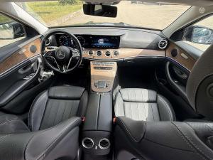 Melns Mercedes-Benz E-Class 2022 Panevēža, ar dzinēja tilpumu 1.99 L un nobraukumu 223 tūkst. km par 24990 €, foto 23 vietnē AUTOMOTO.COM.LV