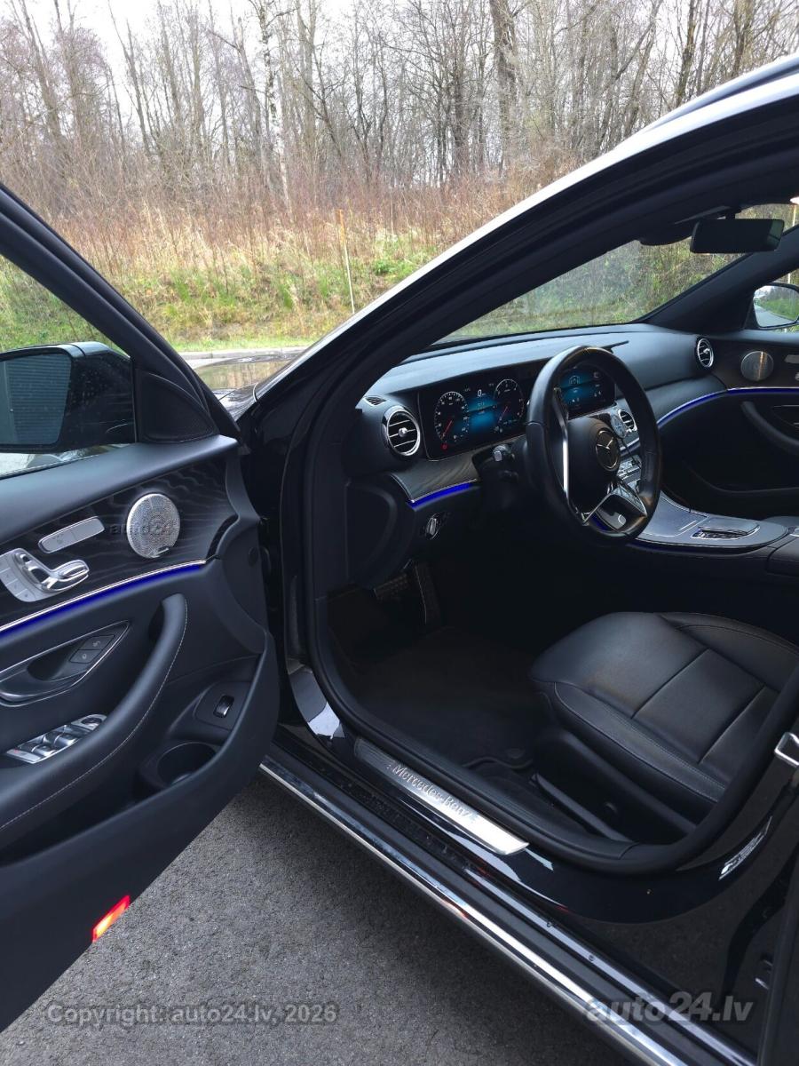 Black Mercedes-Benz E-Class 2022 in Tallinn, with an engine capacity of 2.00 L and mileage of 57 thousand km for 47120 €, photo 13 on AUTOMOTO.COM.LV