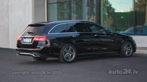 Black Mercedes-Benz E-Class 2022 in Tallinn, with an engine capacity of 3.00 L and mileage of 62 thousand km for 49900 €, photo 6 on AUTOMOTO.COM.LV