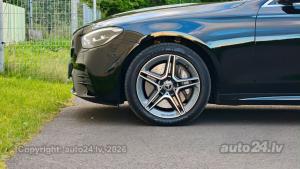 Black Mercedes-Benz E-Class 2022 in Tallinn, with an engine capacity of 3.00 L and mileage of 62 thousand km for 49900 €, photo 9 on AUTOMOTO.COM.LV