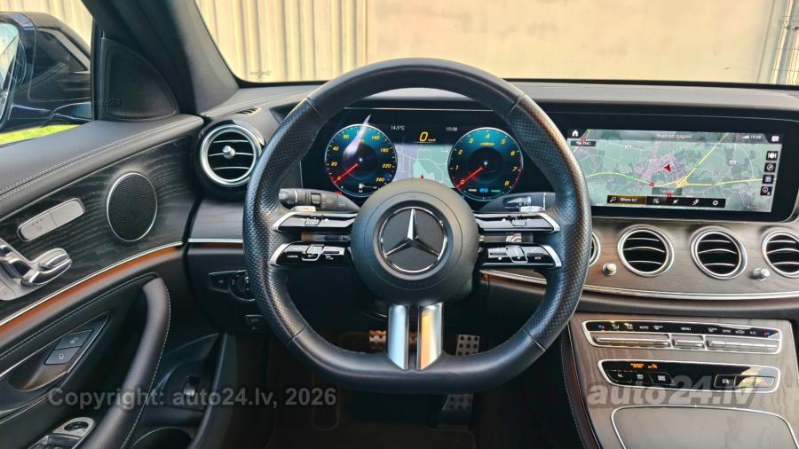 Black Mercedes-Benz E-Class 2022 in Tallinn, with an engine capacity of 3.00 L and mileage of 62 thousand km for 49900 €, photo 14 on AUTOMOTO.COM.LV