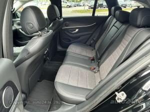 Melns Mercedes-Benz E-Class 2023 Tallina, ar dzinēja tilpumu 2.00 L un nobraukumu 77 tūkst. km par 34900 €, foto 10 vietnē AUTOMOTO.COM.LV