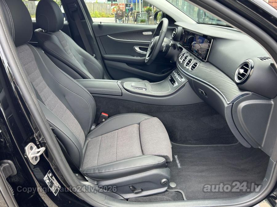 Melns Mercedes-Benz E-Class 2023 Tallina, ar dzinēja tilpumu 2.00 L un nobraukumu 77 tūkst. km par 34900 €, foto 12 vietnē AUTOMOTO.COM.LV