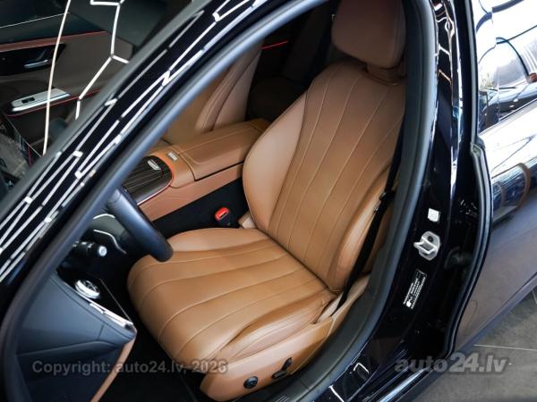 Black Mercedes-Benz E-Class 2024 in Tallinn, with an engine capacity of 2.00 L and mileage of 24 thousand km for 61900 €, photo 6 on AUTOMOTO.COM.LV