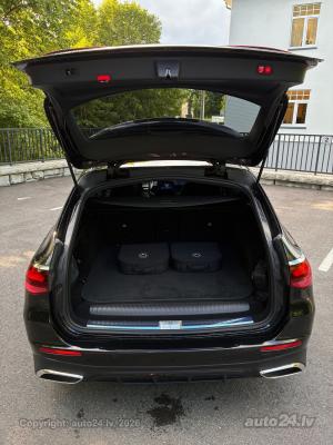 Black Mercedes-Benz E-Class 2025 in Viljandi, with an engine capacity of 2.00 L and mileage of 10 thousand km for 63999 €, photo 9 on AUTOMOTO.COM.LV