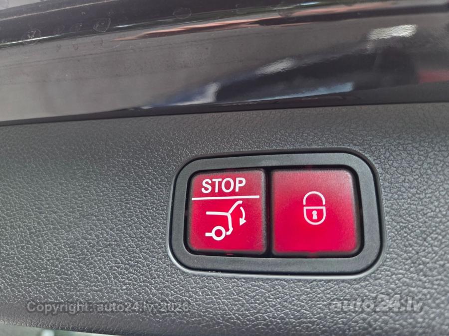 Black Mercedes-Benz E-Class 2025 in Viljandi, with an engine capacity of 2.00 L and mileage of 10 thousand km for 63999 €, photo 21 on AUTOMOTO.COM.LV