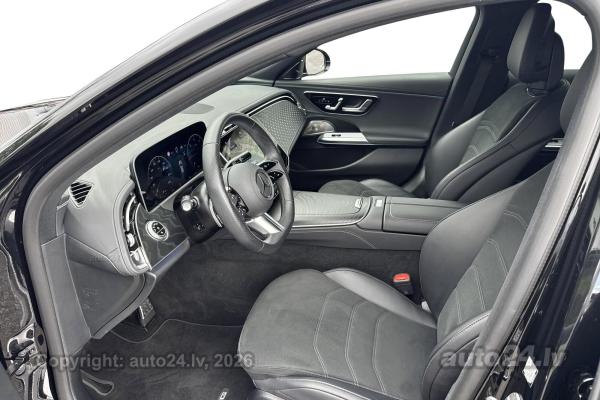 Melns Mercedes-Benz E-Class 2025 Pērnava, ar dzinēja tilpumu 2.00 L un nobraukumu 44 tūkst. km par 59900 €, foto 8 vietnē AUTOMOTO.COM.LV