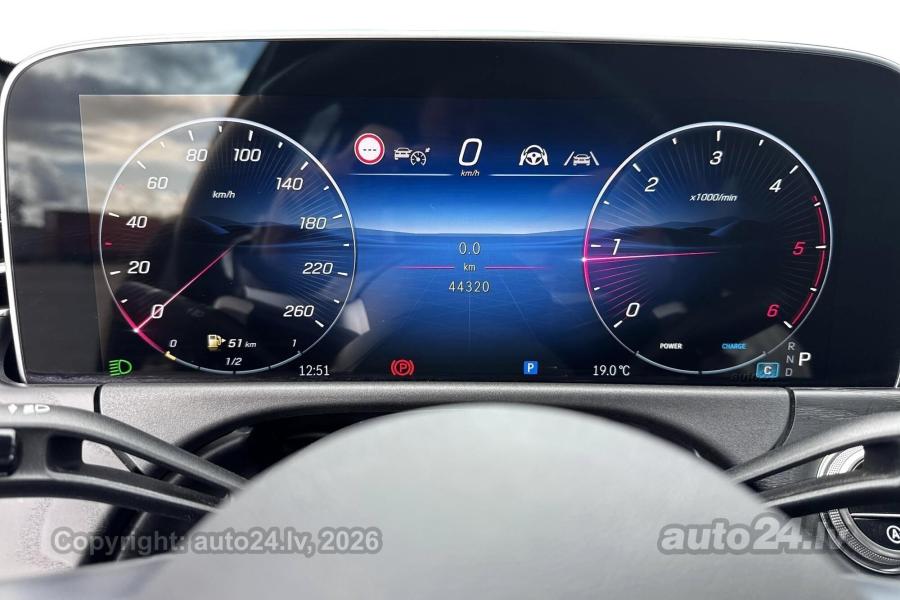 Melns Mercedes-Benz E-Class 2025 Pērnava, ar dzinēja tilpumu 2.00 L un nobraukumu 44 tūkst. km par 59900 €, foto 16 vietnē AUTOMOTO.COM.LV