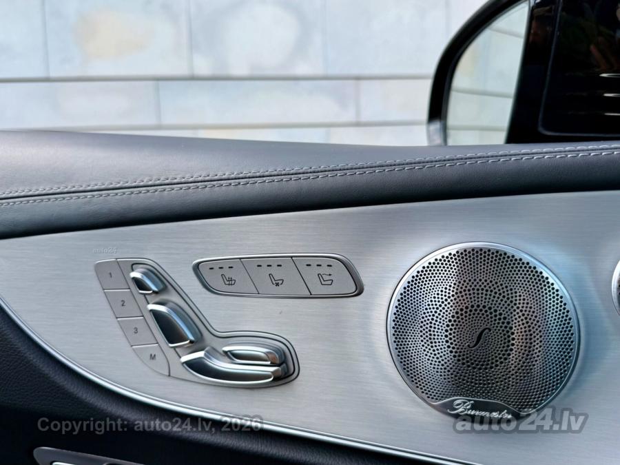 Zils Mercedes-Benz E-Class 2019 Tallina, ar dzinēja tilpumu 3.00 L un nobraukumu 77 tūkst. km par 52500 €, foto 12 vietnē AUTOMOTO.COM.LV