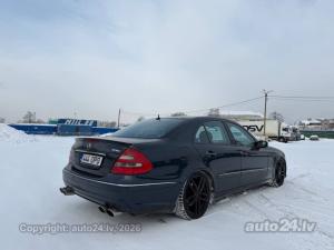 Blue Mercedes-Benz E-Class 2002 in Tallinn, with an engine capacity of 2.70 L and mileage of 354 thousand km for 2999 €, photo 5 on AUTOMOTO.COM.LV