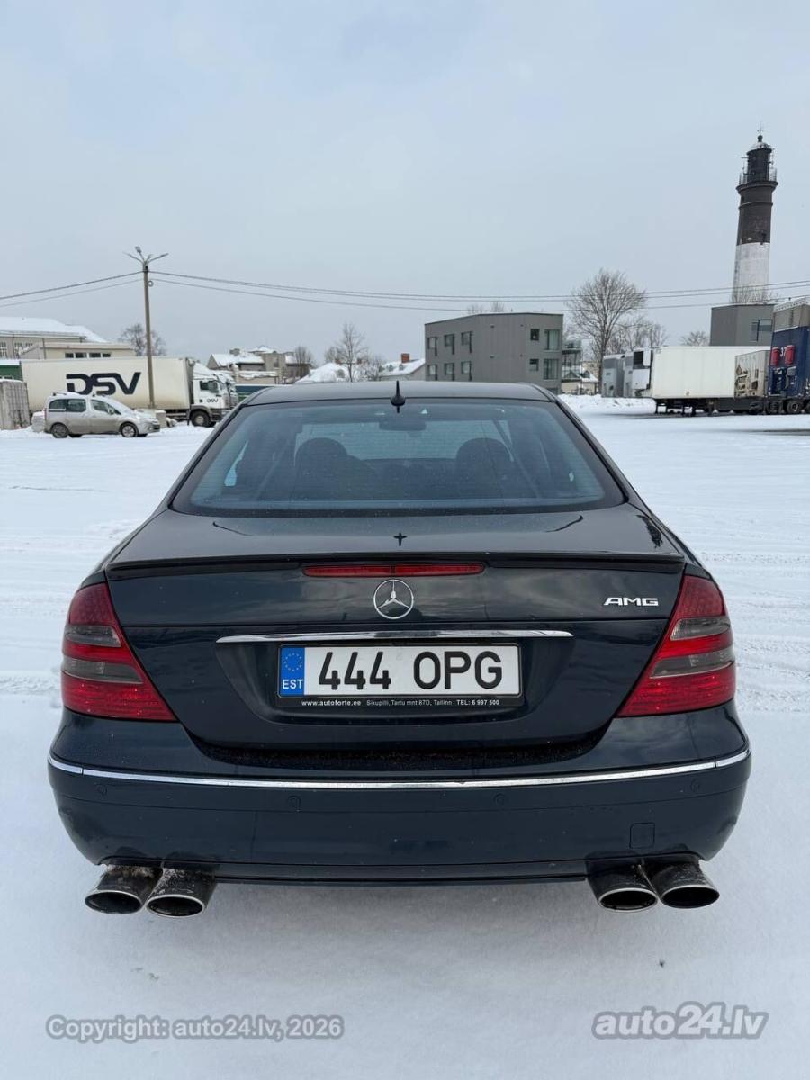 Blue Mercedes-Benz E-Class 2002 in Tallinn, with an engine capacity of 2.70 L and mileage of 354 thousand km for 2999 €, photo 8 on AUTOMOTO.COM.LV