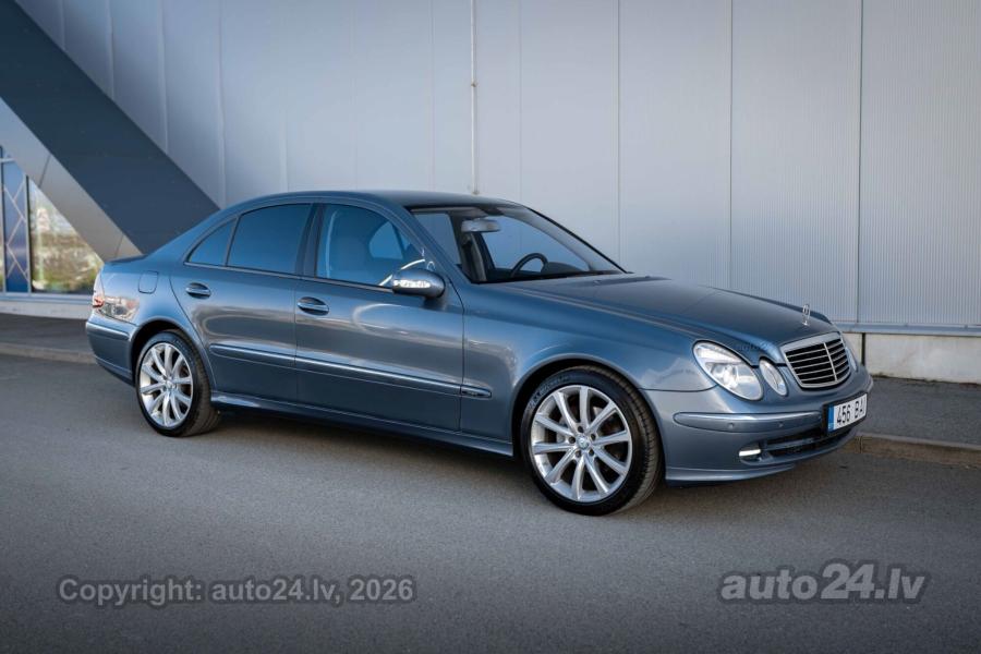 Blue Mercedes-Benz E-Class 2004 in Tallinn, with an engine capacity of 3.20 L and mileage of 360 thousand km for 3200 €, photo 3 on AUTOMOTO.COM.LV