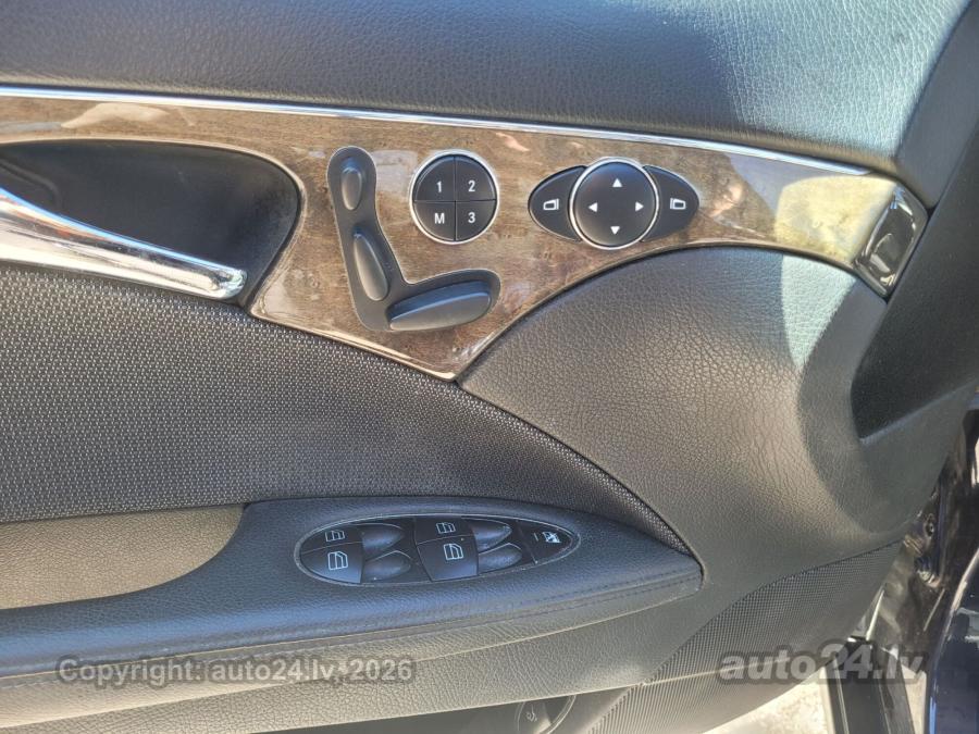 Zils Mercedes-Benz E-Class 2007 Tallina, ar dzinēja tilpumu 2.10 L un nobraukumu 0 tūkst. km par 3000 €, foto 11 vietnē AUTOMOTO.COM.LV