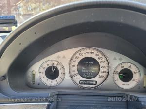 Zils Mercedes-Benz E-Class 2007 Tallina, ar dzinēja tilpumu 2.10 L un nobraukumu 0 tūkst. km par 3000 €, foto 13 vietnē AUTOMOTO.COM.LV