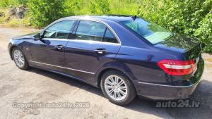 Zils Mercedes-Benz E-Class 2009 Tallina, ar dzinēja tilpumu 2.10 L un nobraukumu 287 tūkst. km par 7000 €, foto 6 vietnē AUTOMOTO.COM.LV