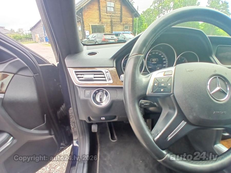Zils Mercedes-Benz E-Class 2016 Tartu, ar dzinēja tilpumu 2.10 L un nobraukumu 333 tūkst. km par 9800 €, foto 15 vietnē AUTOMOTO.COM.LV