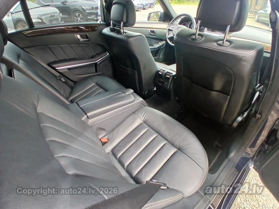 Zils Mercedes-Benz E-Class 2016 Tartu, ar dzinēja tilpumu 2.10 L un nobraukumu 333 tūkst. km par 9800 €, foto 18 vietnē AUTOMOTO.COM.LV