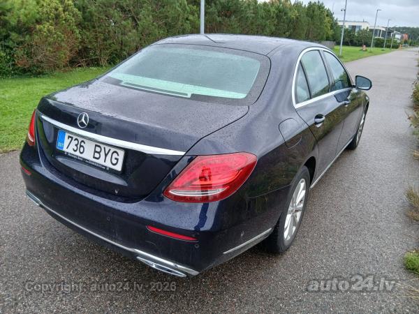 Blue Mercedes-Benz E-Class 2016 in Tallinn, with an engine capacity of 2.00 L and mileage of 176 thousand km for 19800 €, photo 2 on AUTOMOTO.COM.LV