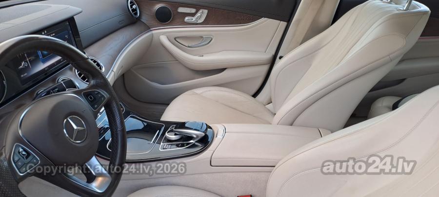 Blue Mercedes-Benz E-Class 2016 in Tallinn, with an engine capacity of 2.00 L and mileage of 176 thousand km for 19800 €, photo 16 on AUTOMOTO.COM.LV