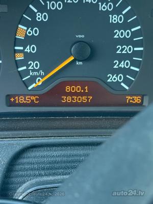 Синий Мерседес Е-Класс 1997 в Таллин, объемом двигателя 3.20 л и пробегом 0 тыс. км за 1000 €, фото 10 на AUTOMOTO.COM.LV