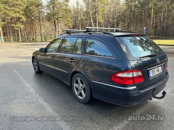 Blue Mercedes-Benz E-Class 2004 in Tallinn, with an engine capacity of 2.10 L and mileage of 421 thousand km for 1800 €, photo 5 on AUTOMOTO.COM.LV