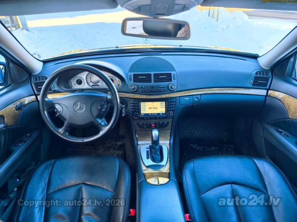Zils Mercedes-Benz E-Class 2005 Viljandi, ar dzinēja tilpumu 3.00 L un nobraukumu 317 tūkst. km par 3800 €, foto 5 vietnē AUTOMOTO.COM.LV