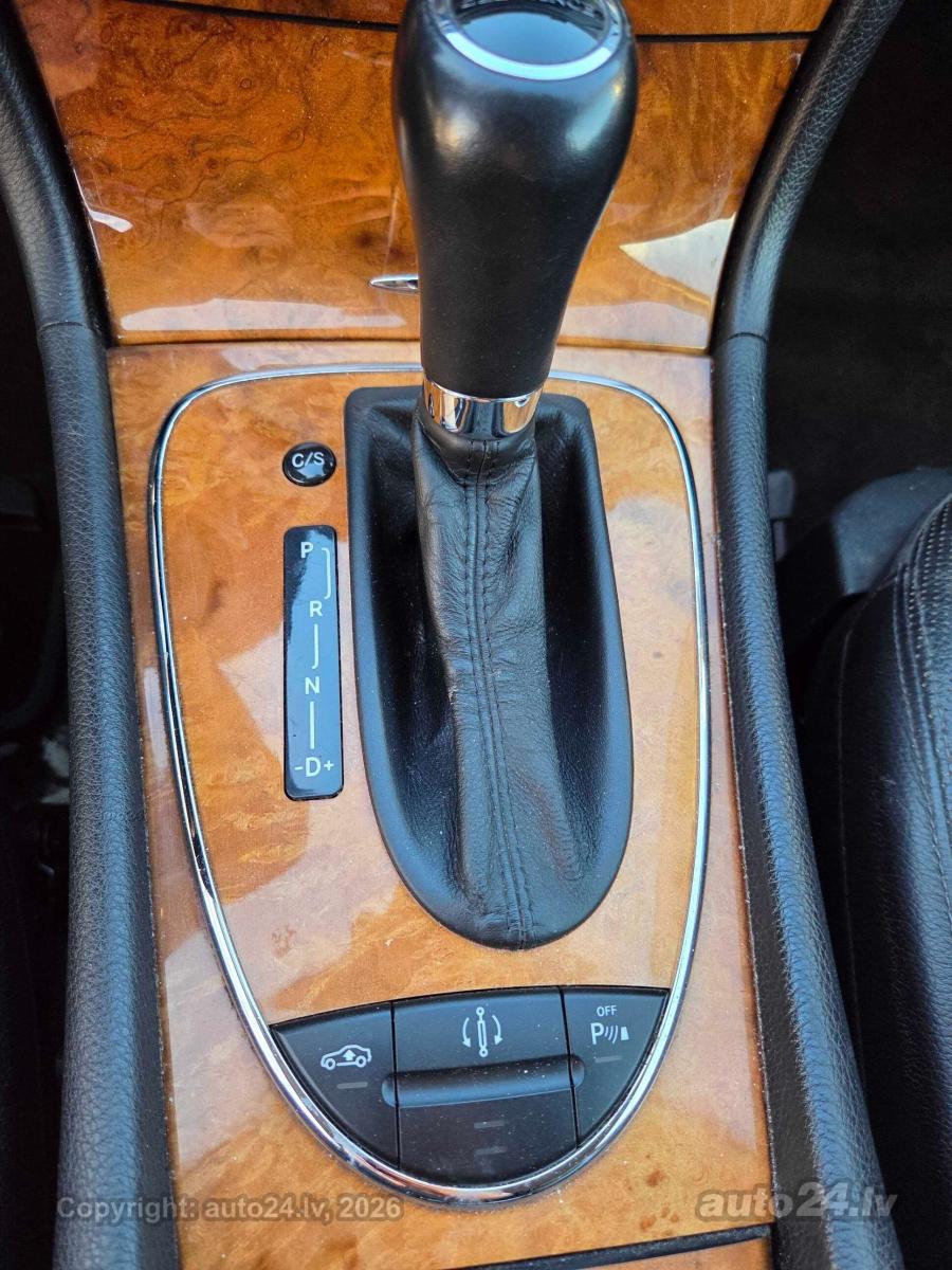 Blue Mercedes-Benz E-Class 2007 in Tartu, with an engine capacity of 3.00 L and mileage of 325 thousand km for 2300 €, photo 11 on AUTOMOTO.COM.LV