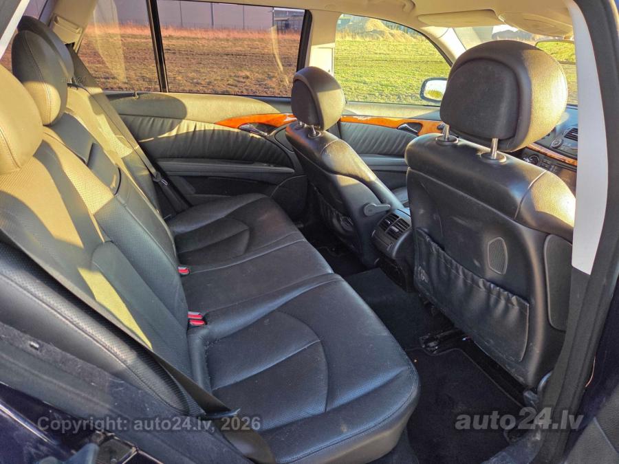 Blue Mercedes-Benz E-Class 2007 in Tartu, with an engine capacity of 3.00 L and mileage of 325 thousand km for 2300 €, photo 14 on AUTOMOTO.COM.LV