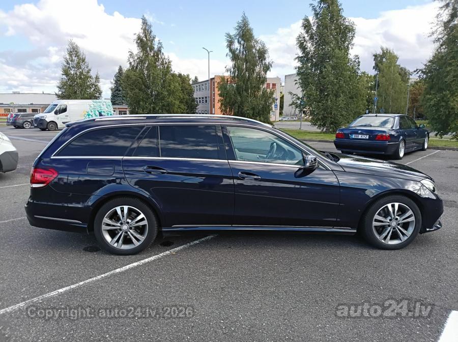 Zils Mercedes-Benz E-Class 2013 Tartu, ar dzinēja tilpumu 3.00 L un nobraukumu 288 tūkst. km par 12490 €, foto 7 vietnē AUTOMOTO.COM.LV