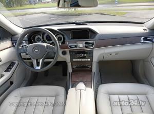Zils Mercedes-Benz E-Class 2013 Tartu, ar dzinēja tilpumu 3.00 L un nobraukumu 288 tūkst. km par 12490 €, foto 8 vietnē AUTOMOTO.COM.LV