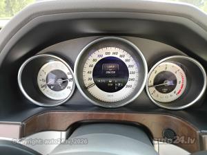 Zils Mercedes-Benz E-Class 2013 Tartu, ar dzinēja tilpumu 3.00 L un nobraukumu 288 tūkst. km par 12490 €, foto 12 vietnē AUTOMOTO.COM.LV