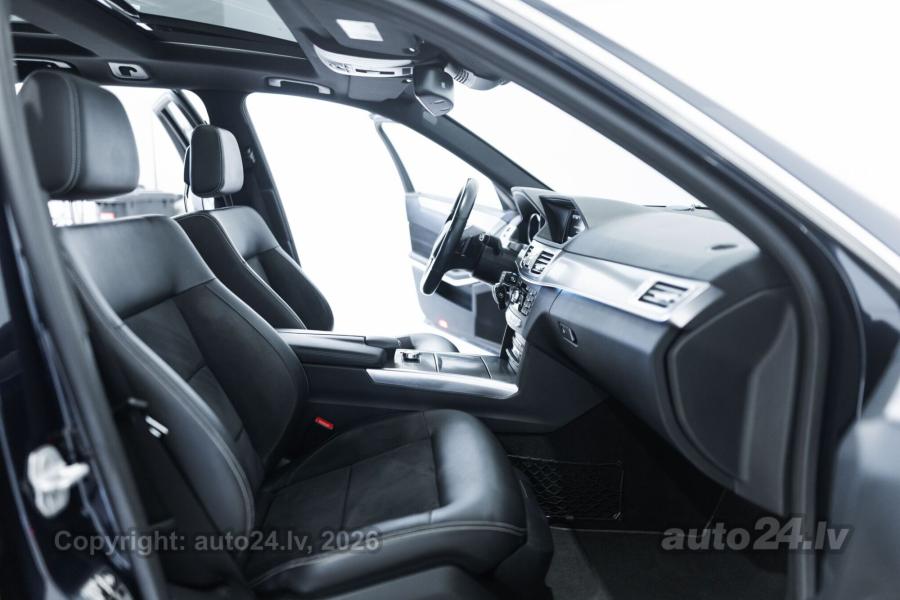 Zils Mercedes-Benz E-Class 2014 Tallina, ar dzinēja tilpumu 3.00 L un nobraukumu 356 tūkst. km par 9990 €, foto 17 vietnē AUTOMOTO.COM.LV