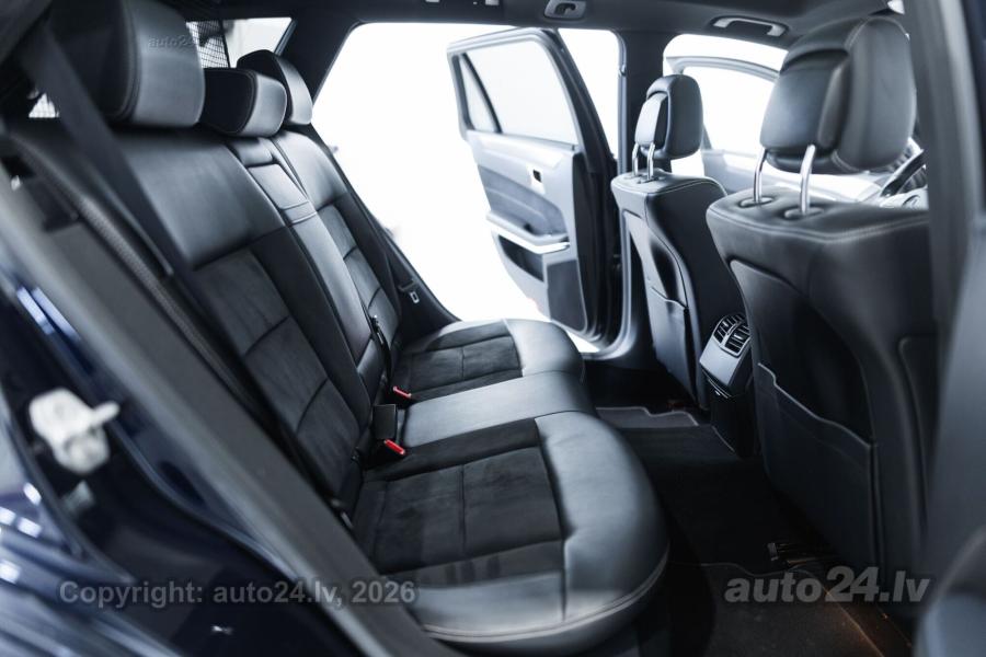 Zils Mercedes-Benz E-Class 2014 Tallina, ar dzinēja tilpumu 3.00 L un nobraukumu 356 tūkst. km par 9990 €, foto 19 vietnē AUTOMOTO.COM.LV