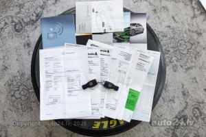 Zils Mercedes-Benz E-Class 2014 Tallina, ar dzinēja tilpumu 3.00 L un nobraukumu 356 tūkst. km par 9990 €, foto 31 vietnē AUTOMOTO.COM.LV