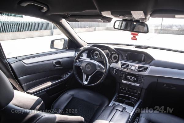 Blue Mercedes-Benz E-Class 2014 in Tallinn, with an engine capacity of 2.10 L and mileage of 365 thousand km for 10900 €, photo 7 on AUTOMOTO.COM.LV