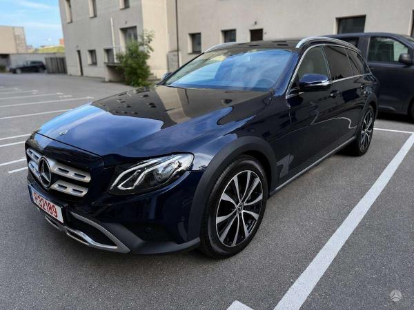 Blue Mercedes-Benz E-Class 2018 in Vilnius, with an engine capacity of 1.95 L and mileage of 300 thousand km for 15000 €, photo 1 on AUTOMOTO.COM.LV