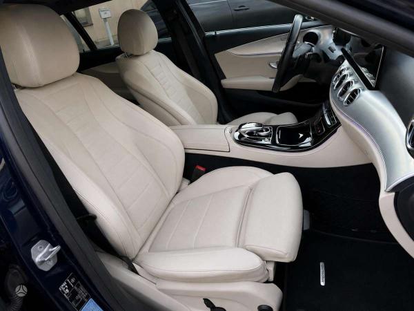 Blue Mercedes-Benz E-Class 2018 in Vilnius, with an engine capacity of 1.95 L and mileage of 300 thousand km for 15000 €, photo 9 on AUTOMOTO.COM.LV